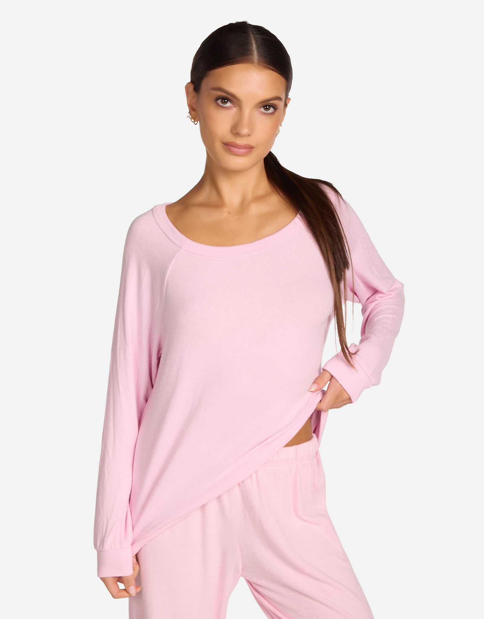 Women's Pullover Sweatshirt in Tickle Pink | Kenny by Michael Lauren