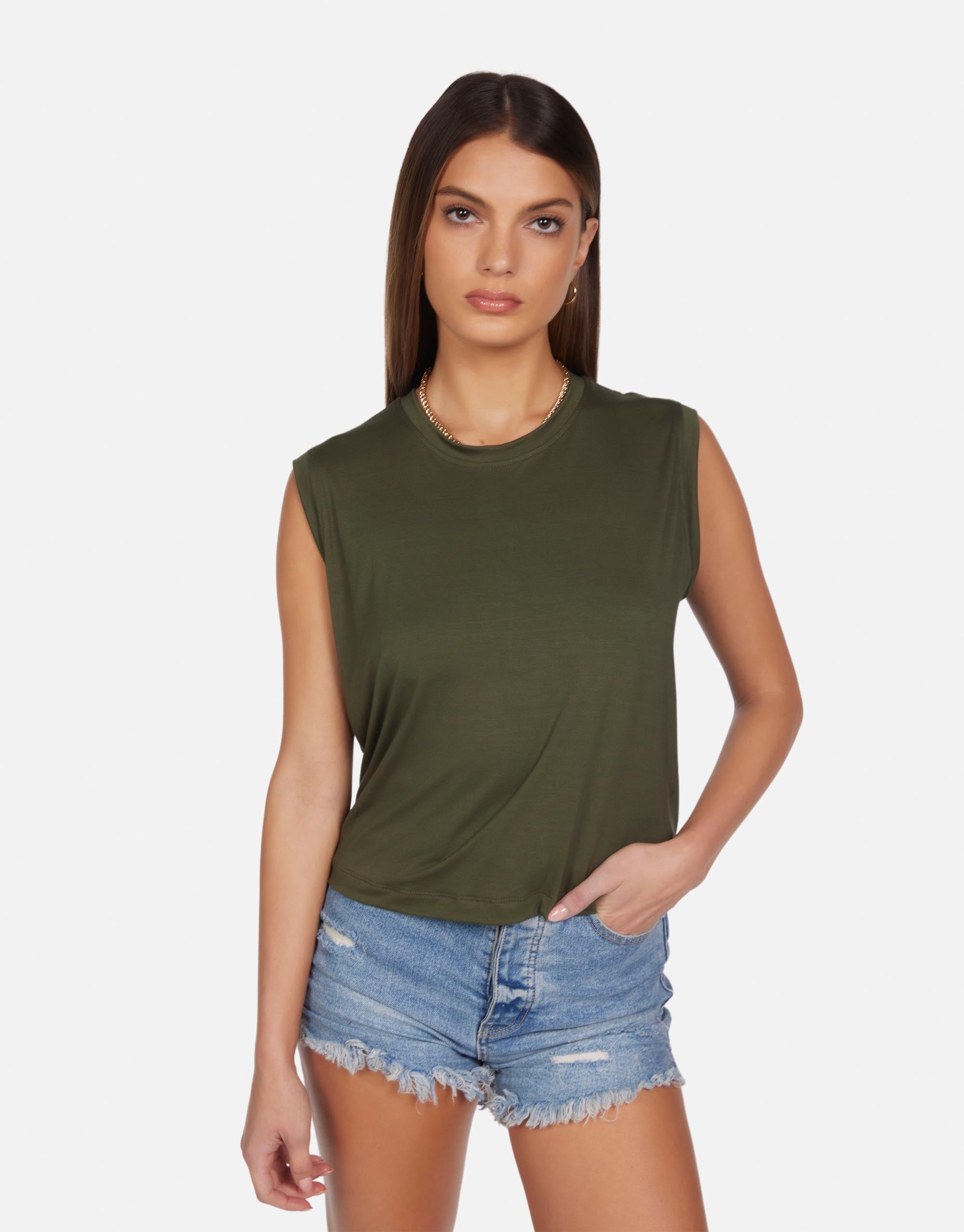 Women's Relaxed Crop Tank Top in Army | Enzzo by Michael Lauren